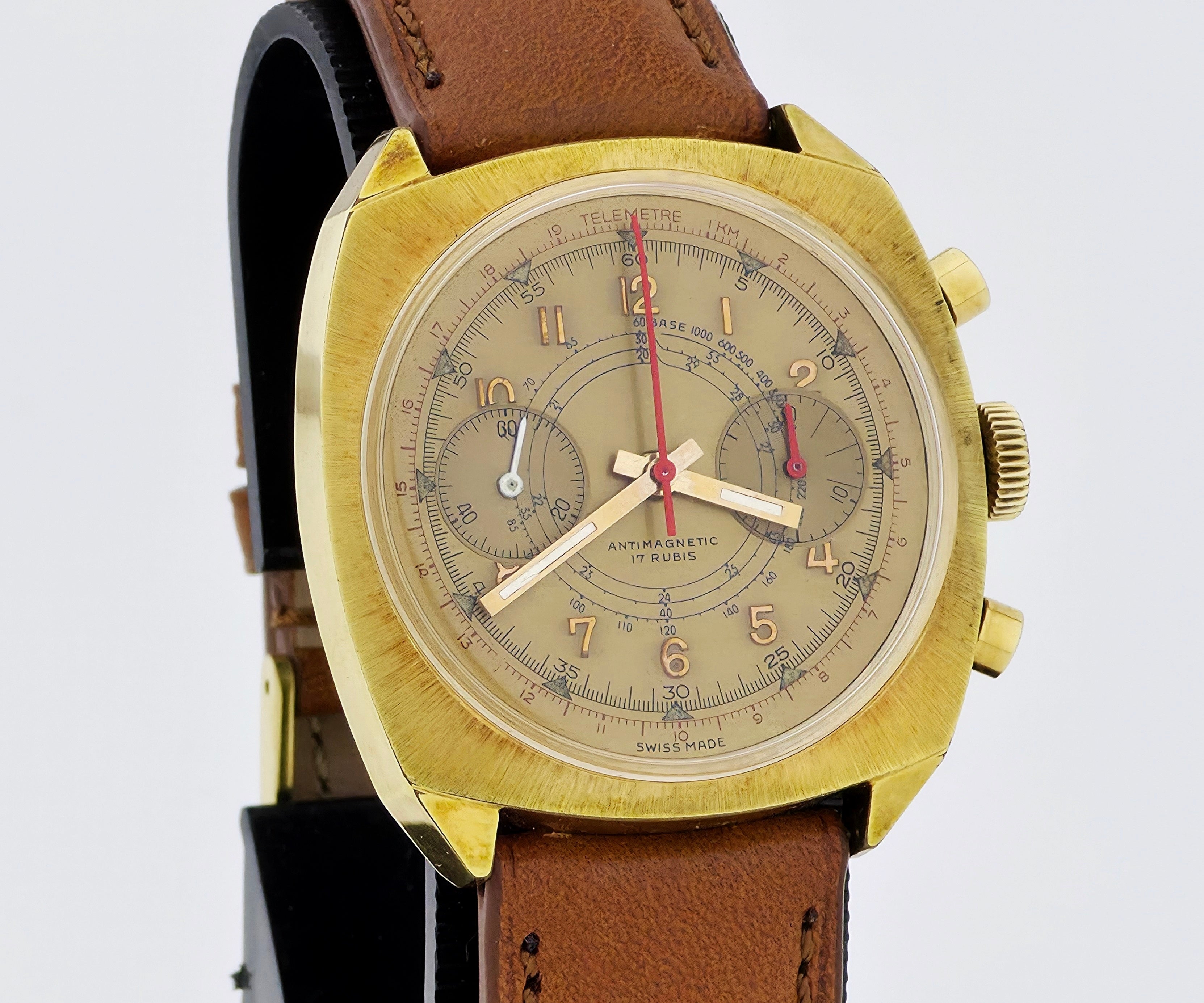 Vintage chronograph valjoux 7733 mechanical, Golden dial, Steel & Gold ...